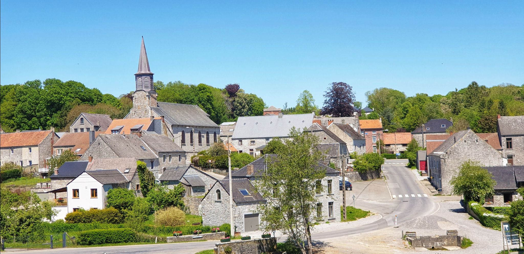 Randonnée Marche à Florennes: Balade de Rosée à Flavion par le village ...