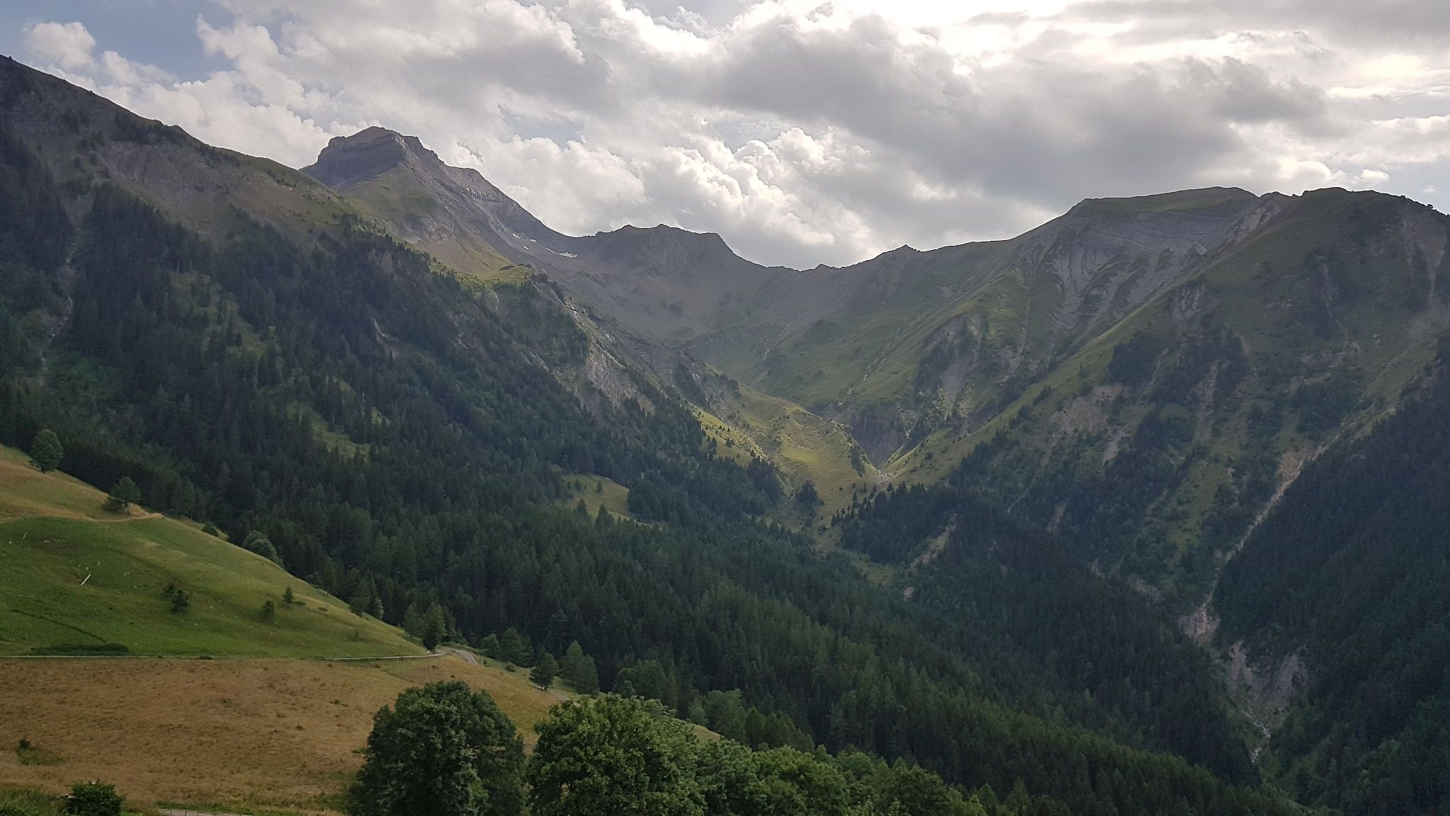 Randonnée Marche à Villard-Reymond: La Croix du Carrelet et la crête de ...