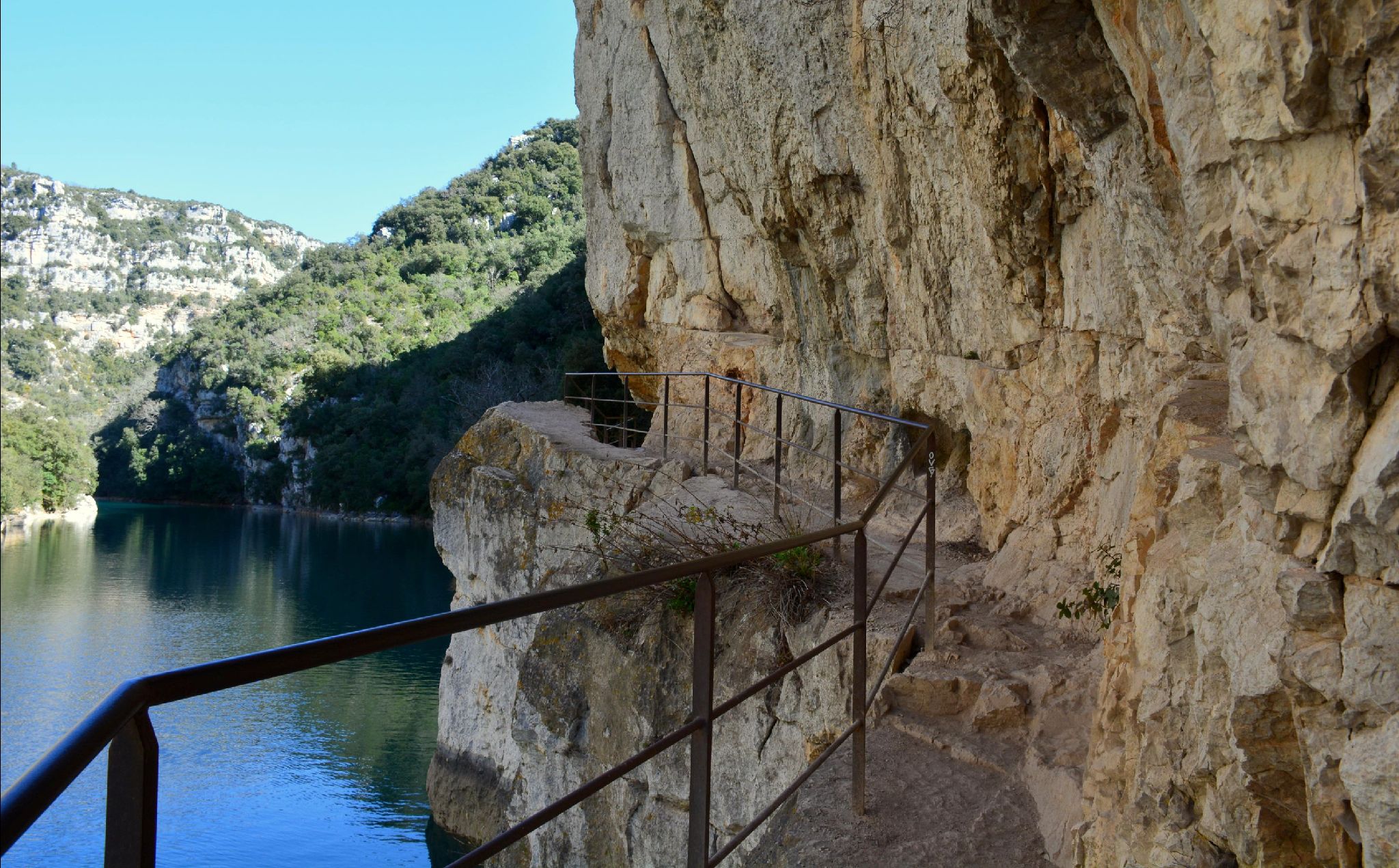 Randonnée Marche à Quinson: basses gorges du verdon - quinson - SityTrail