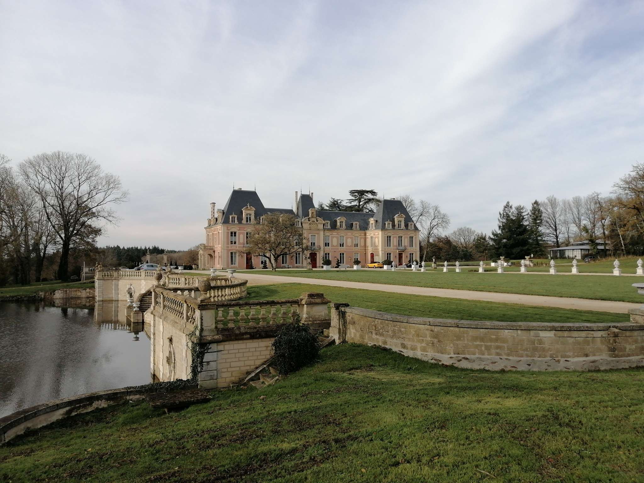Randonnée Marche à Mazières-en-Gâtine: Mazières-en-Gâtine Golf - SityTrail