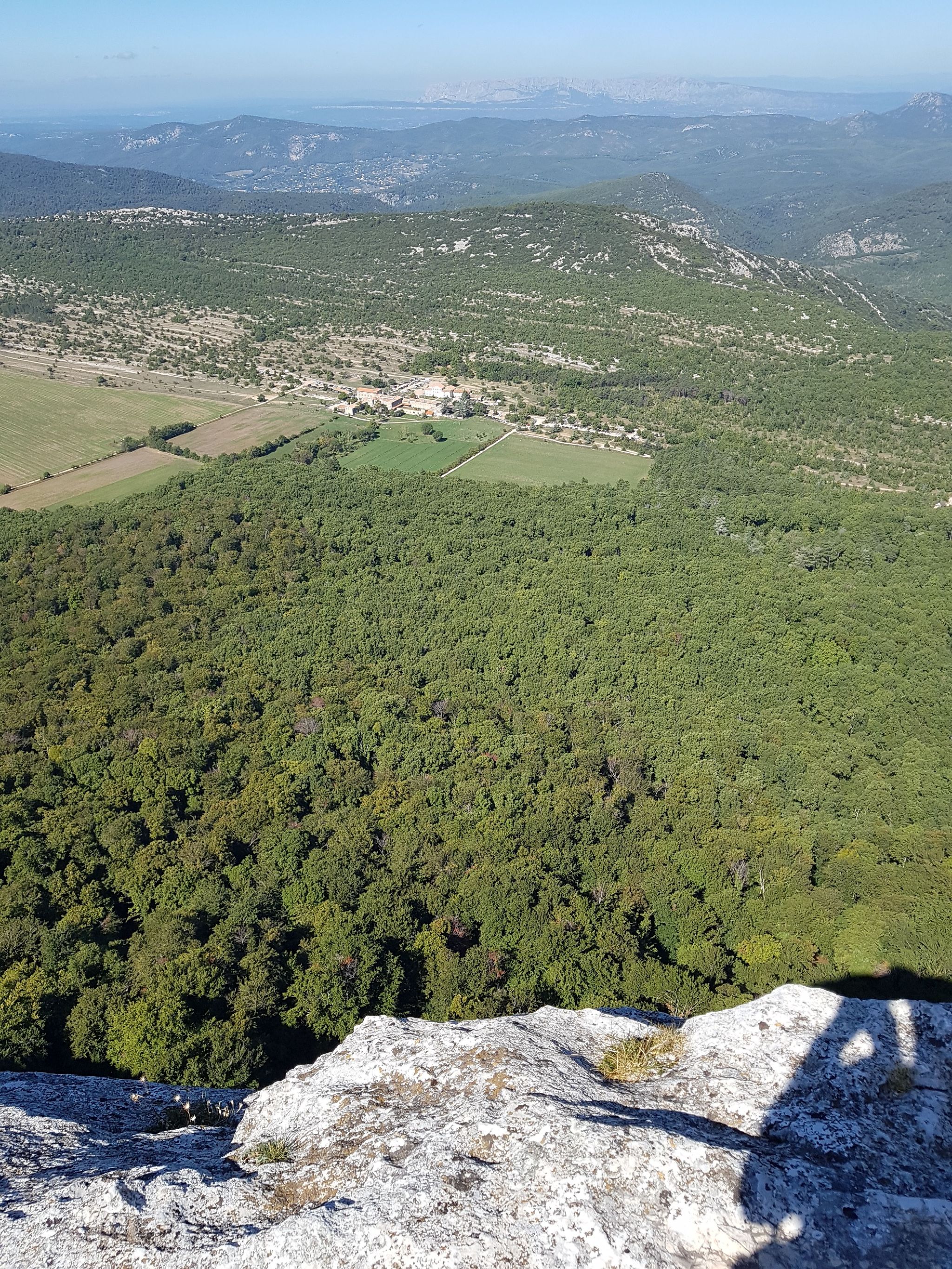 Trail Walking at Plan-d'Aups-Sainte-Baume: le Saint pilon par le pas de ...